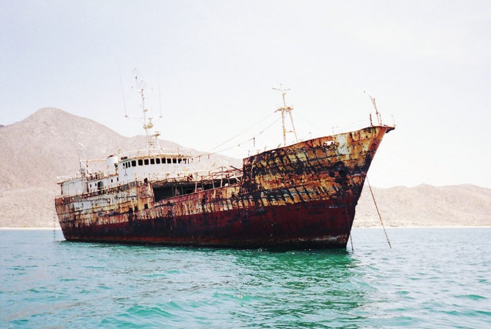 La Paz shipwreck : Dive the Fang Ming Wreck | Cabo Private Guide